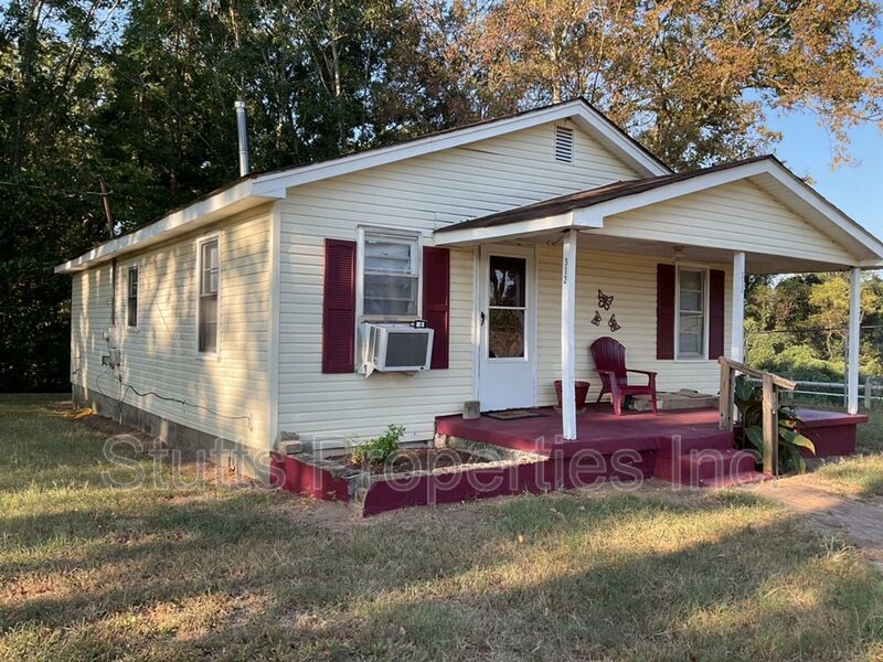 312 Goodwin Avenue Muscle Shoals, AL 35661 | Stutts Properties, Inc.